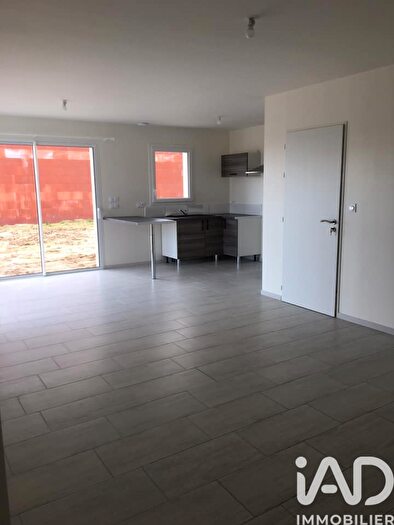 Maison à louer - Le Poiré-sur-Vie - 4 pièces - 3 chambres