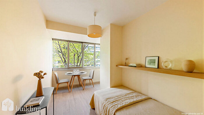 Paris 16ème, Muette-Nord, Trocadéro : Appartement 1 pièce à vendre