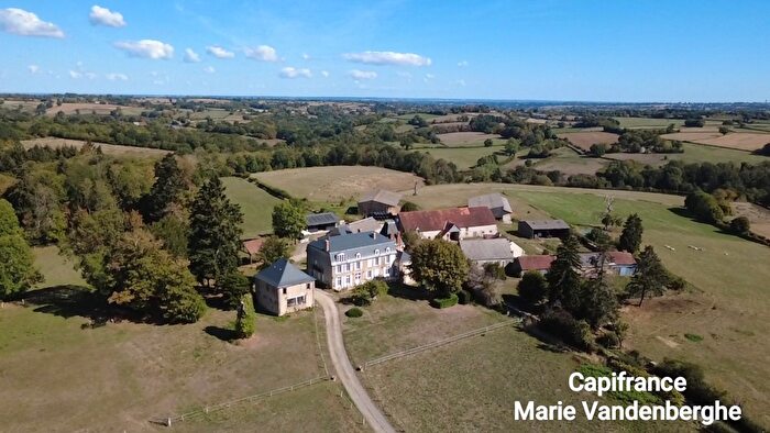 Aigurande : Maison 18 pièces à vendre