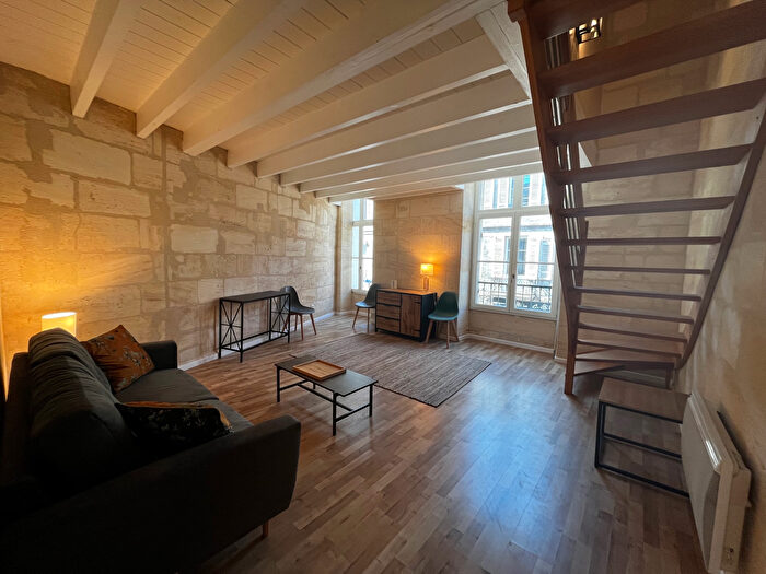 Appartement à louer - Bordeaux, Saint-Seurin - 3 pièces - 2 chambres