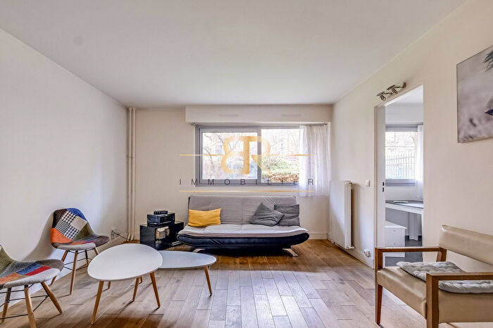 Appartement à vendre - Paris e , Secrétan, Jaurès - 2 pièces - 1 chambre