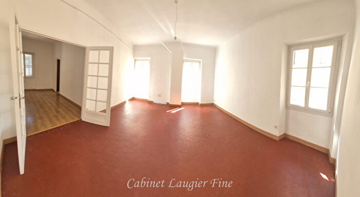Marseille 2ème, Hôtel de ville : Appartement 3 pièces à louer