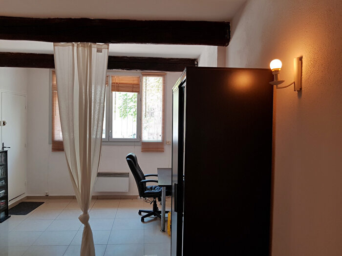 Appartement à louer - Montpellier, Centre historique - 1 pièce