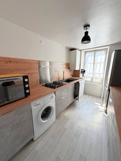 Appartement 3 pièces à Villeneuve-sur-Yonne, à louer