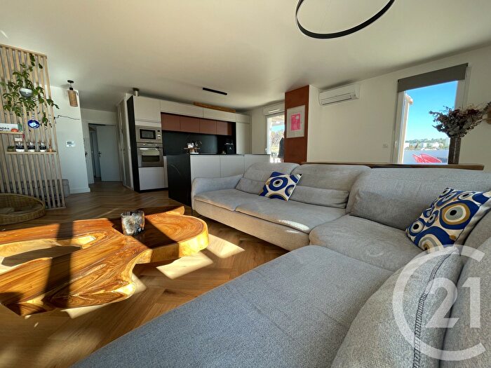 Appartement à vendre - Marseille e , Saint-Henri - 4 pièces - 2 chambres