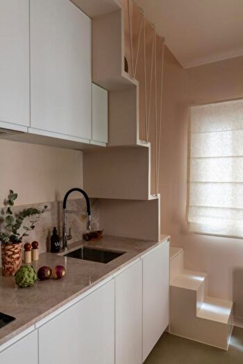 Maison à vendre - Paris e , Muette-Nord, Trocadéro - 2 pièces - 1 chambre