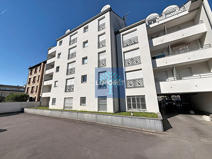 Brétigny-sur-Orge, Centre-ville : Appartement 2 pièces à louer