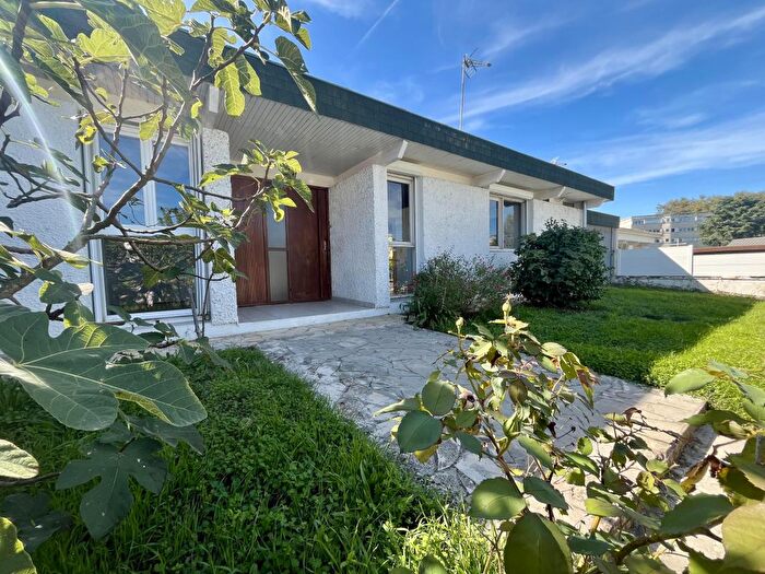 Maison à vendre - Langon - 4 pièces - 3 chambres