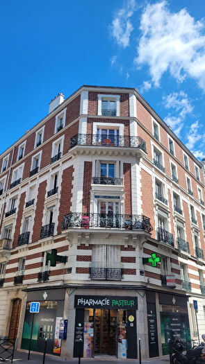 Appartement 4 pièces à vendre à Courbevoie, Bécon