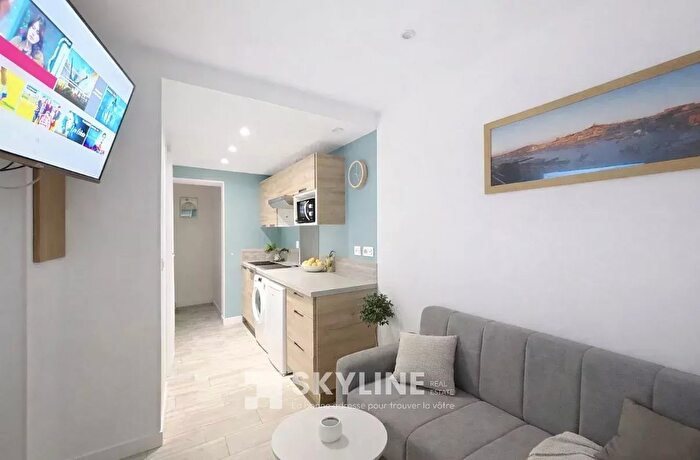 Appartement à vendre - Marseille e , Grands Carmes - 1 pièce - 1 chambre