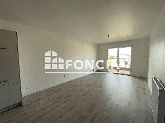 Appartement 3 pièces à louer à Rechèvres-Bas Menus-Boulevard, Chartres