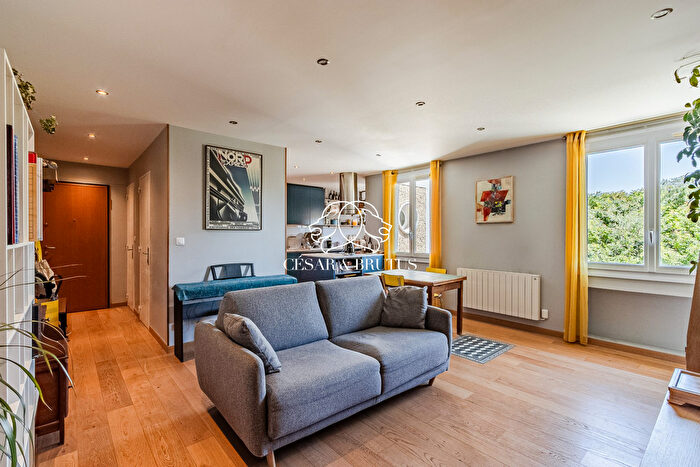 Appartement 4 pièces à Villeurbanne, Cusset, à vendre
