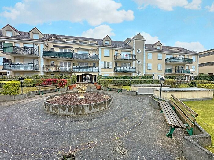 Appartement à louer - Centre Ouest, Trappes - 2 pièces - 1 chambre