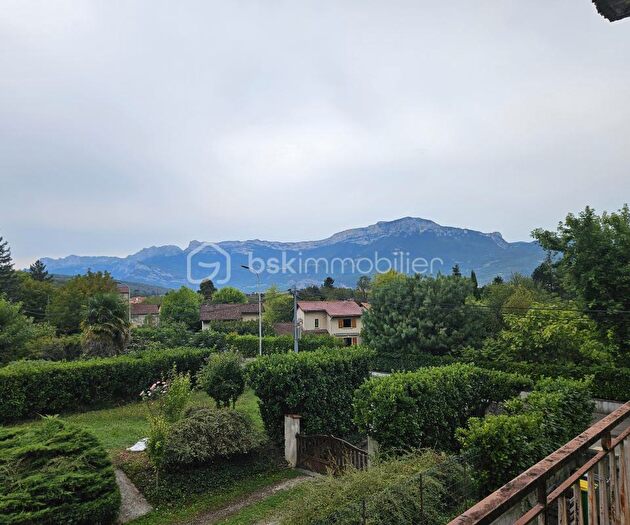 Maison à vendre - Saint-Martin-dHères, Galochère - 7 pièces - 5 chambres