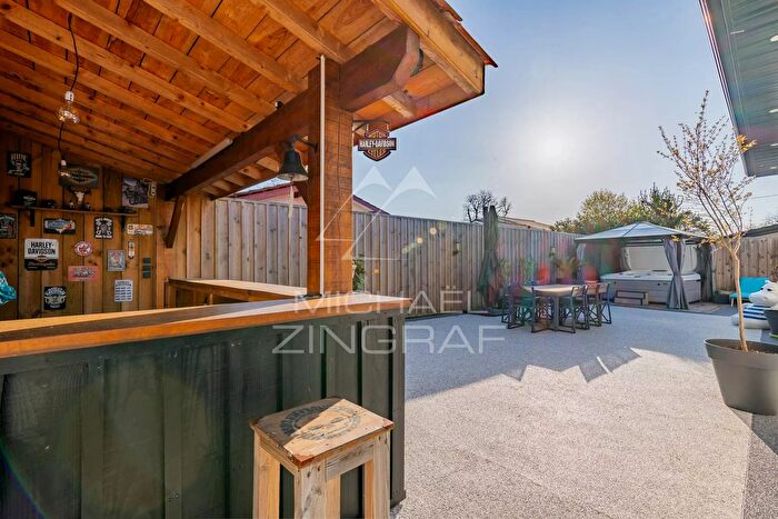 Maison à vendre - Gujan-Mestras, Mestras - 4 pièces - 3 chambres