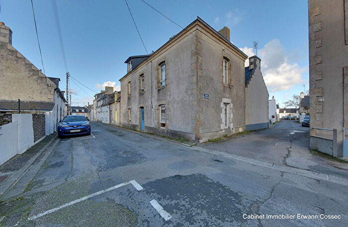 Maison à vendre - Guilvinec - 7 pièces - 5 chambres