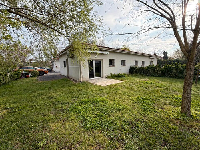Maison à louer - Lédat - 2 pièces - 1 chambre