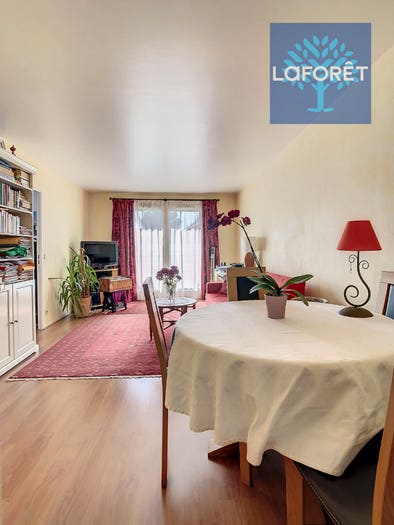 Appartement 2 pièces à vendre - Noisy-le-Grand, Centre-ville