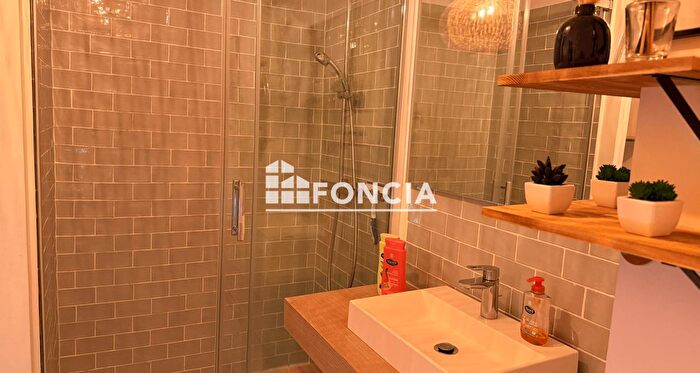 Appartement à vendre - Bussy-Saint-Georges, Violennes, Village - 2 pièces - 1 chambre