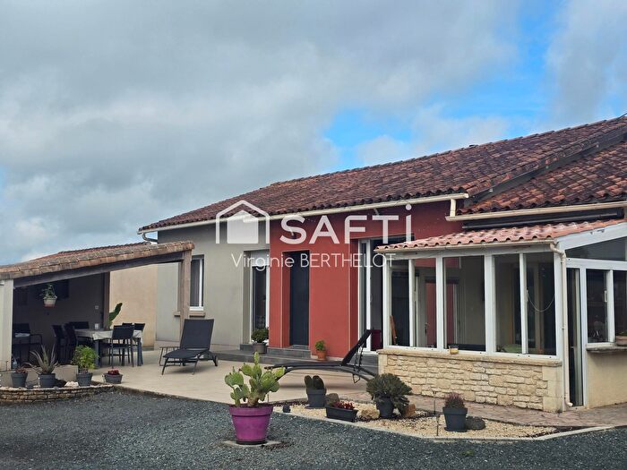 Maison 5 pièces à Niort, Sainte-Pezenne, à vendre