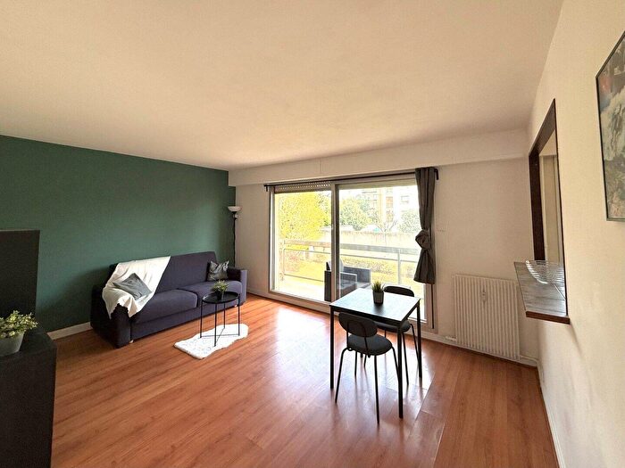 Appartement 1 pièce à Saint-Maur-des-Fossés, à louer