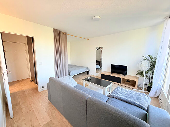 Appartement 1 pièce à vendre - Le Plessis-Trévise, Centre-ville, Orly Parc