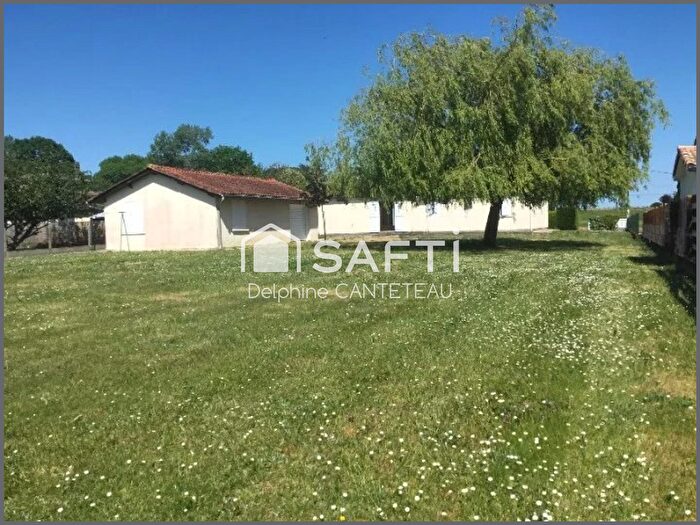 Maison 5 pièces à Saint-Philippe-d'Aiguille, à vendre