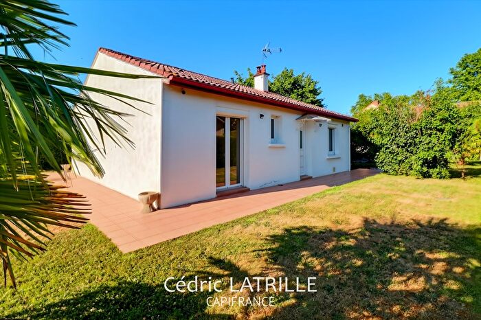 Maison à vendre - Aureilhan - 4 pièces - 2 chambres