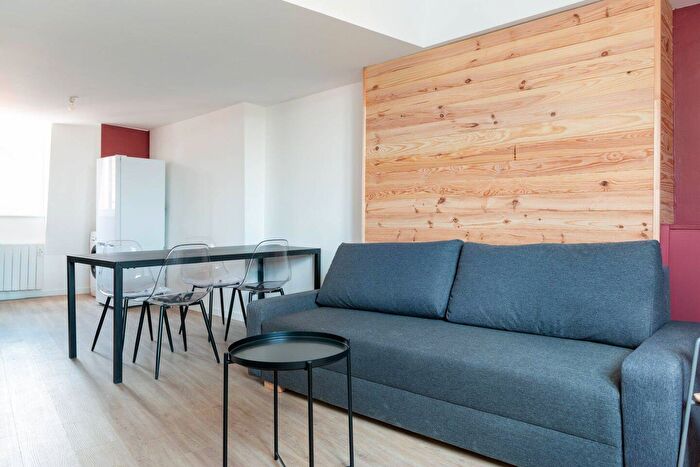 Moulins, Lille - Appartement 4 pièces à louer
