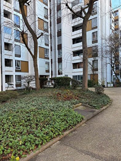 Appartement à louer - Bel-Air Sud, Paris ème arrondissement - 2 pièces - 1 chambre