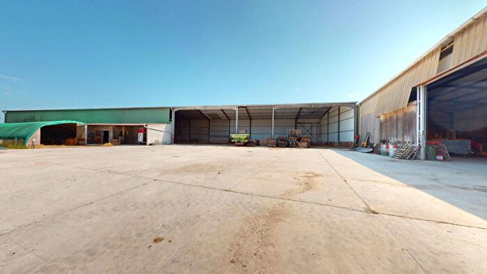 Maison à vendre - Jouy-le-Châtel - 2 pièces - 1 chambre