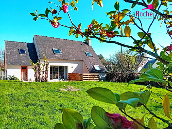 Plougar : Maison 6 pièces à vendre