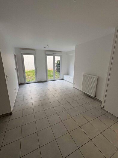 Appartement 4 pièces à Le Bachut, Lyon 8ème arrondissement, à louer
