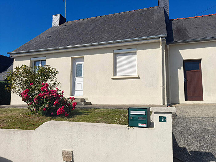 Maison à louer - Plouisy - 4 pièces - 2 chambres