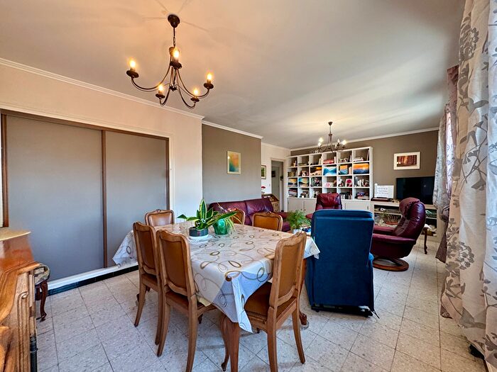 Appartement 3 pièces à Alès, Brésis, Prés Rasclaux, à vendre