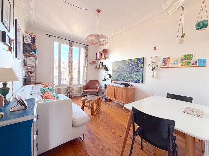 Asnières-sur-Seine, Bécon, Bourguignons : Appartement 3 pièces à vendre