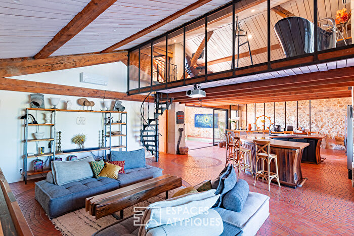 Maison à vendre - Saint-Nazaire-dAude - 8 pièces - 6 chambres