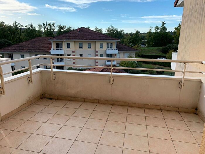 Appartement à louer - Ussac - 3 pièces - 2 chambres