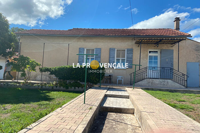 Maison à vendre - Gréasque - 5 pièces - 4 chambres