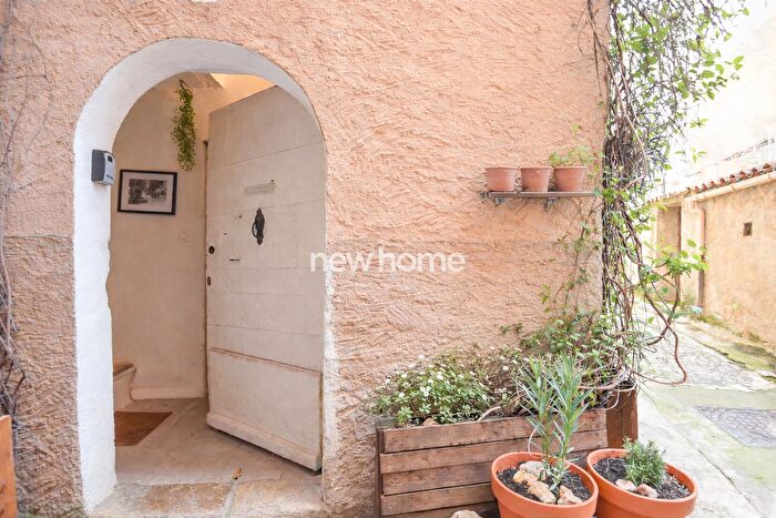 Maison à vendre - Cotignac - 5 pièces - 3 chambres