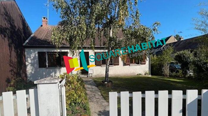 Maison à louer - Saint-Jean-de-la-Ruelle, Charles Beauhaire, Paul Doumer, Mairie - 5 pièces - 3 chambres