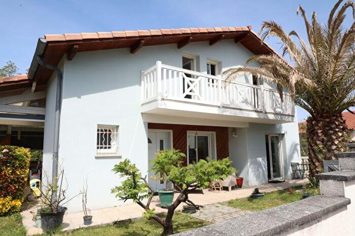 Maison à vendre - Saint-Vincent-de-Tyrosse - 7 pièces - 5 chambres