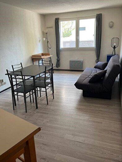 Croix Luizet, Villeurbanne : Appartement 1 pièce à louer