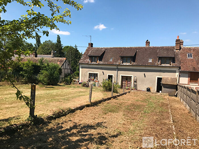 Maison à vendre - Saint-Hilaire-sur-Risle - 6 pièces - 3 chambres