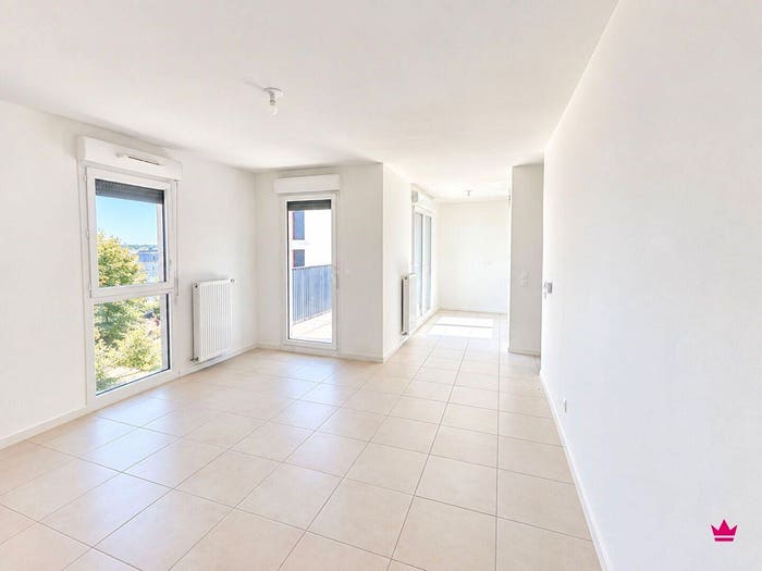 Pont-de-Chéruy : Appartement 4 pièces à louer