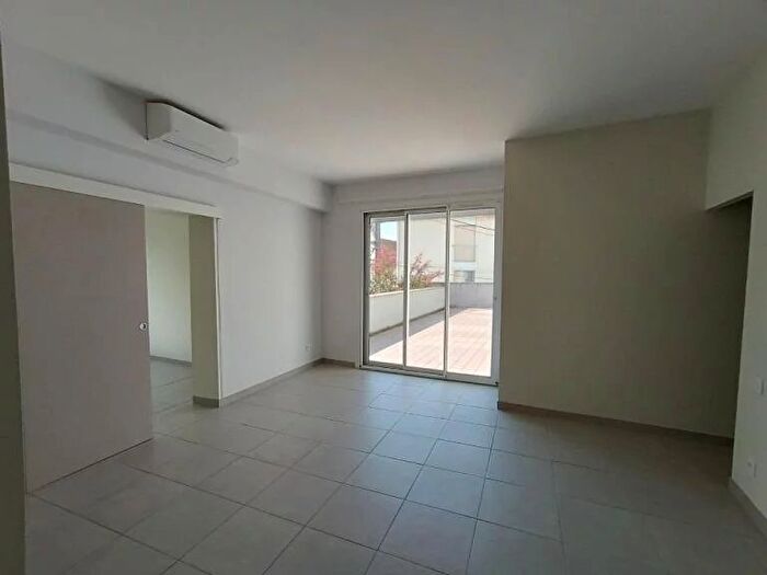 Appartement à louer - Bergerac, La Madeleine, Naillac, Cavaille, Aéroport - 2 pièces - 1 chambre