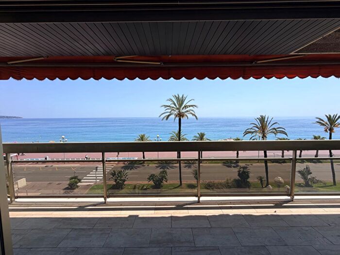 Nice, Promenade des Anglais, Rue de France : Appartement 3 pièces à vendre