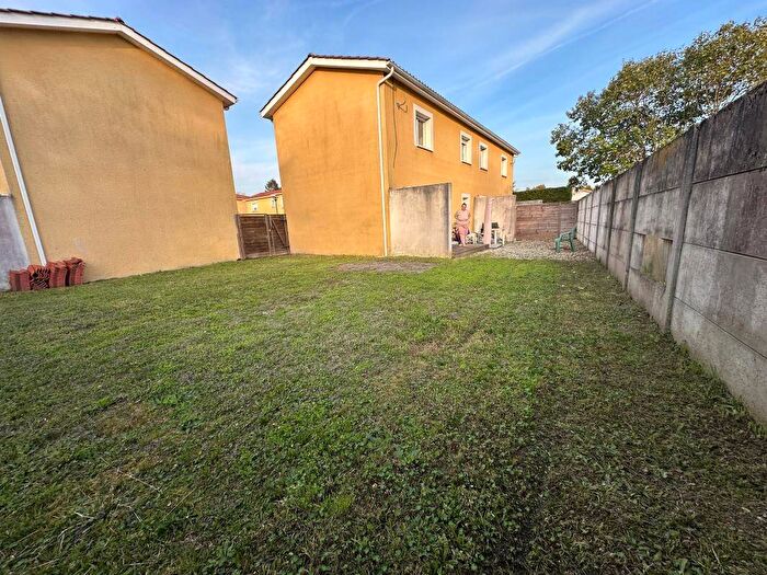 Maison à louer - Toulenne - 3 pièces - 2 chambres