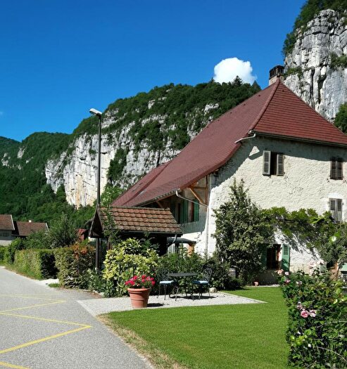 Maison à vendre - Saint-Christophe - 13 pièces - 7 chambres