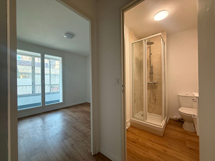 Appartement à louer - Marseille e , Pont de Vivaux - 1 pièce